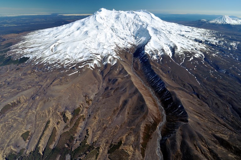 Frozen lava flows: the hot and cold story of Mount Ruapehu’s volcanic ...
